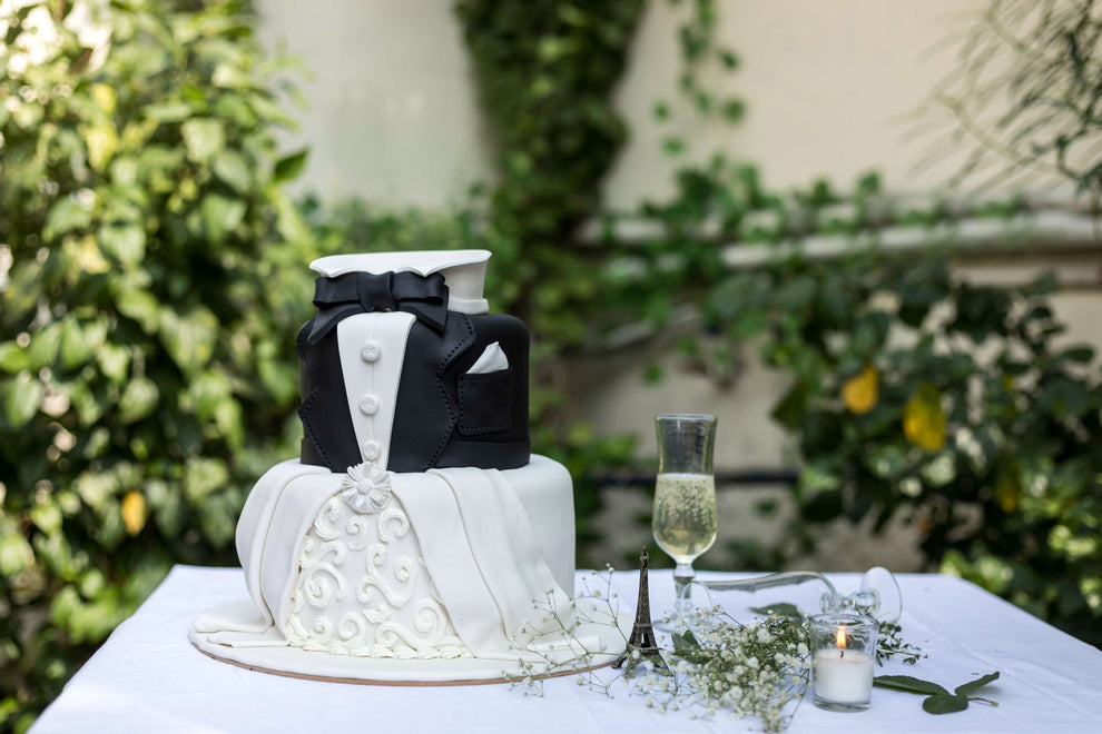 ETERNAL UNION FONDANT CAKE – KabhiB